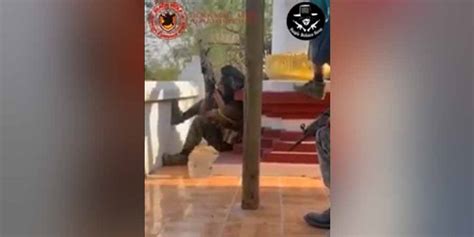 မုံရွာ လဝကရုံးဟောင်း၊ ပုလဲ စစ်ဆေးရေးဂိတ်နှင့် ရွှေဘိုမြို့နယ်တို့တွင