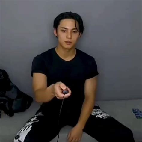 MINGYU LALALI M V BEHIND THE SCENES Di 2024 Cowok Anime Tampan