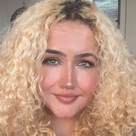 Cheyenne L Harlow Cheyennelharlow • Threads Say More