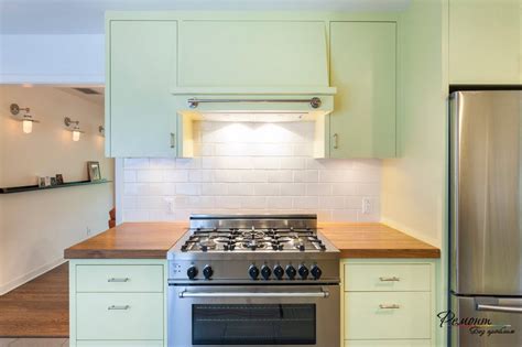 Красивый дизайн кухонных вытяжек какие бывают виды и чем они отличаются