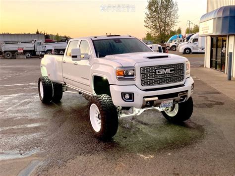 2018 Gmc Sierra 3500 Hd With 22x12 51 Fuel Forged Ff29 And 37125r22