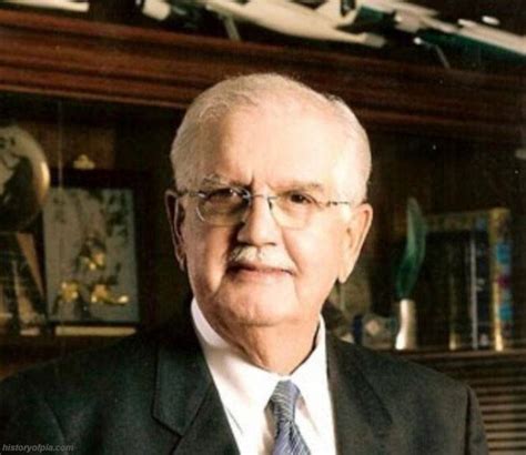 Govt Appoints Aslam R Khan As New Pia Chairman