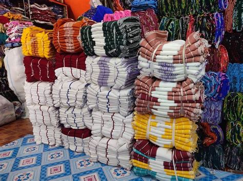 ကရင်ရိုးရာအထည်များ