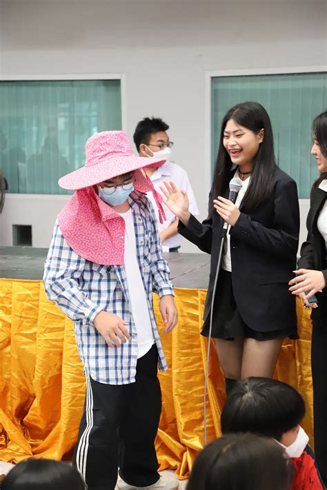 งานแนะแนว โรงเรียนสาธิต “พิบูลบำเพ็ญ” มหาวิทยาลัยบูรพา ฝ่ายมัธยม Home