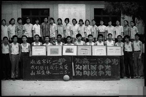 80年代中學生的老照片，讓人十分懷舊 每日頭條