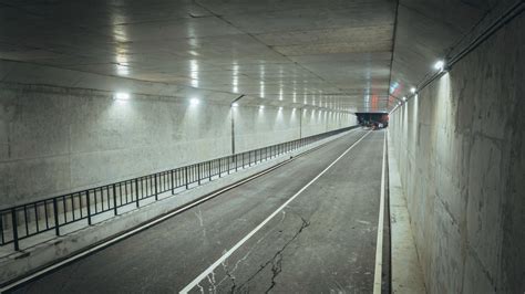 თბილისის ვაკის რაიონში უნივერსიტეტისა და პეტრე ქავთარაძის ქუჩების დამაკავშირებელი საავტომობილო