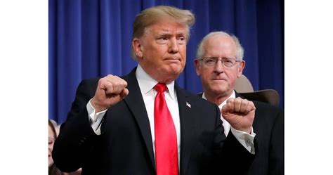 Тръмп блокира и правителството и резерва пречат му