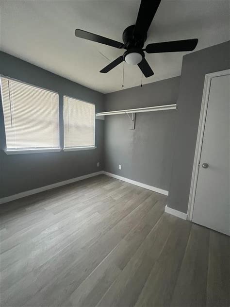 7909 Brutus St Unit 3 Houston Tx 77012 Room For Rent In Houston Tx