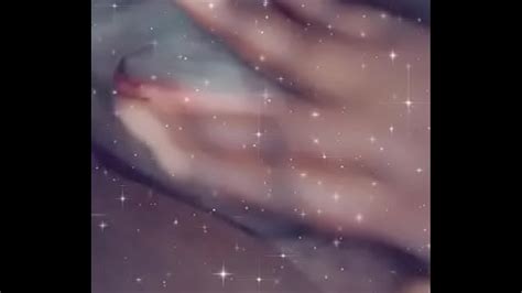 Bbw Fingering Her Pussy