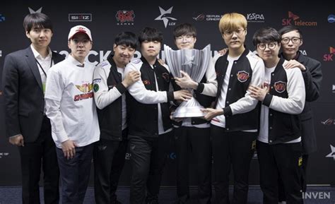Skt T1 Team
