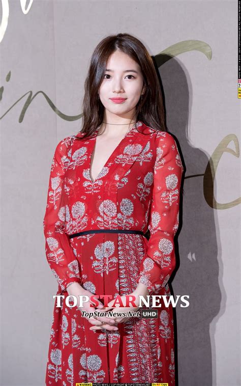 [hd포토] 미쓰에이 Miss A 수지 ‘깊이 파인 브이넥도 무난하게 소화하는 그녀 버버리 수지 배수지 Bae Sue Ji 톱스타뉴스