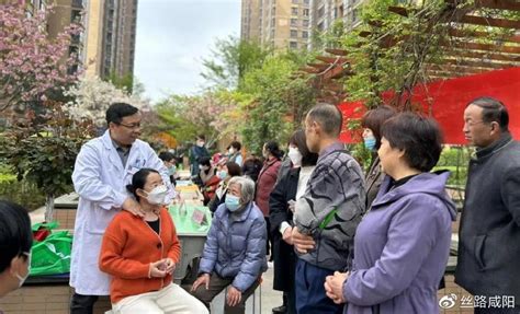 陕西省核工业二一五医院情暖三月学雷锋义诊便民践初心