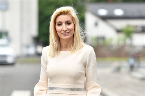 Kerum Je Ponosan Njegova Fani Je Obranila Doktorat A On Se Pohvalio Postala Doktorica