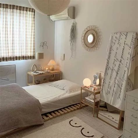 แจกไอเดียแต่งห้องนอนสไตล์ Minimal 🤎 แกลเลอรีที่โพสต์โดย Balm Lemon8