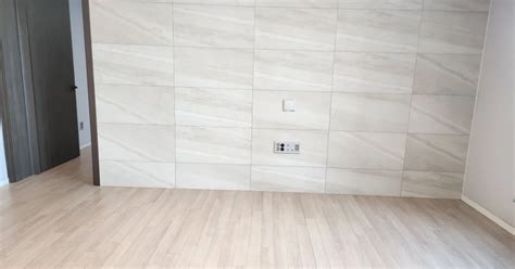 해피콜부터 정확하게 진행해주셔서 믿음이 갔습니다 마무리까지 꼼꼼하게 해 주시고 집에 하자있는 부분도 체크해 주셔서 도움이 많이 되었습니다 감사합니다 숨고 숨은고수