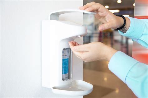 Земјава се подготвува за отворање на аеродромите Бизнис Инфо