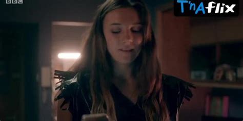 Synnove Karlsen Underwear Scene In Clique Tnaflix Com