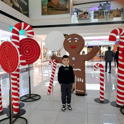 Omar عمر ‏ولا داعيًا إلا أجبته وجبرت قلبه يا الله Facebook