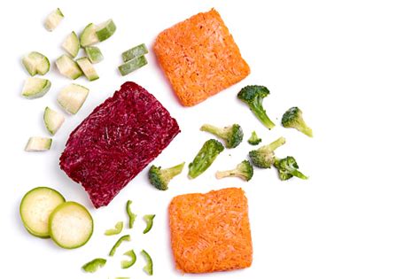 수제 냉동 반완성 야채 준비 잘게 썬 채소를 잘라서 빠른 요리 건강한 생활방식에 대한 스톡 사진 및 기타 이미지 건강한 생활방식 건강한 식생활 고추류 Istock