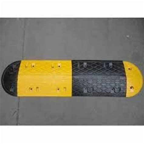 Black And Yellow Rubber Speed Hump For Road Safety At Rs 750 Meter In