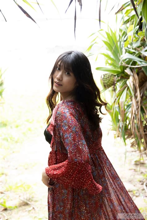 Nao Jinguji Photobook Collection Rjingujinao