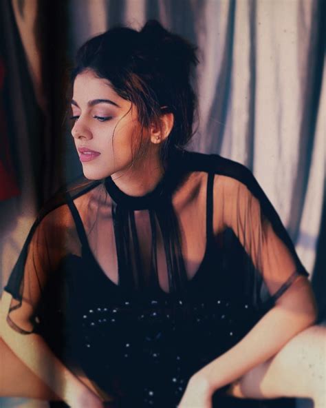 Aalia Furniturewalla Instagram Pictures Bollywood Debut With Saif Ali Khan