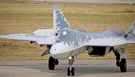 Demonstration Flight Of Sukhoi Su 57 Felon International Aviation