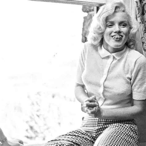 Goofy Photos Of Marilyn Monroe Making Funny Faces Goofy Photos Of Marilyn Monroe Making Funny Faces