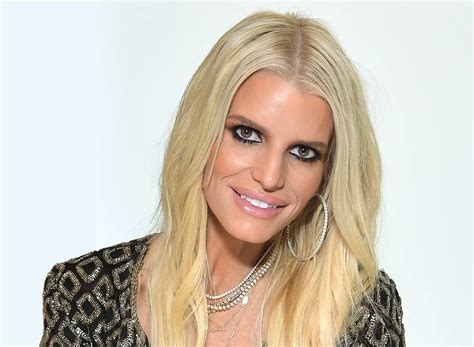 What Happened To Jessica Simpsons Face Wdlo