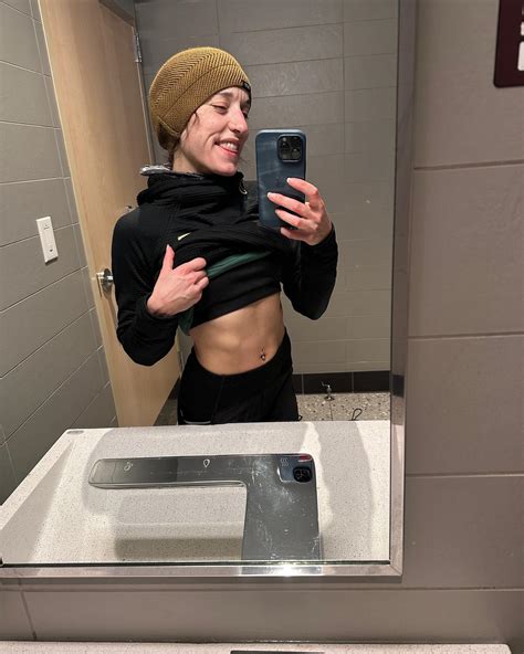 Rachel Olivia Outdoorswithrachel • Instagram Photos And Videos