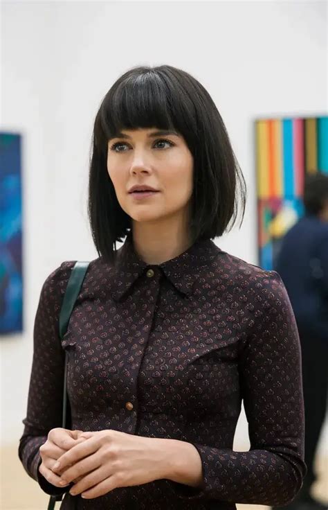 Mid Length Hair With Bangs Stylish Ideas For Blonde Wavy Curly Straight And More