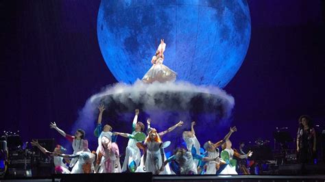 Misia、20周年記念公演ファイナル「私を歌手にしてくれてありがとう」 Barks
