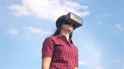 Augmented Teamwork Future Reality Device Creating Virtual Space Concept