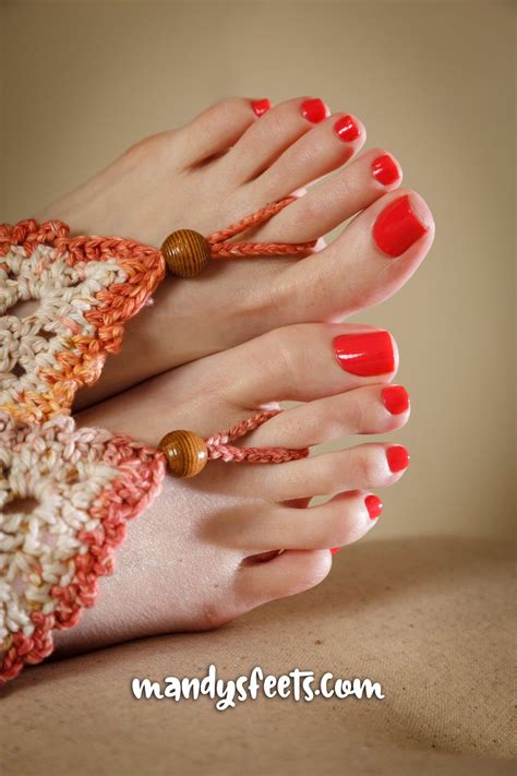 Pin By Harrylovetosuck On Lovely Toes Beautiful Toes Beautiful Feet