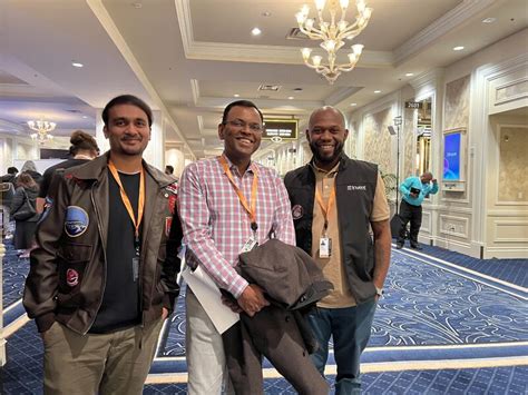 Gaurav Parekh On Linkedin Last Week At The Aws Reinvent Our Generative Ai Gallery Saw 900