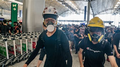 Хонконгт суугаа Ерөнхий консулын газраас сэрэмжлүүлж байна