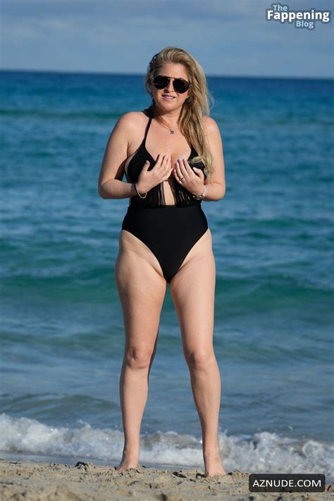 Josie Goldberg Sexy Seen Enjoying A Day On The Beach Wearing A Hot
