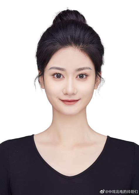 来自河南省濮阳油田一高的张子涵同学是河南省播音统考全省目前已