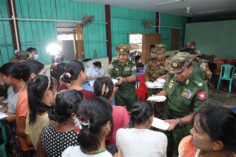 စစ်တွေမြို့နယ် ပါဒလိတ်ကျေးရွာနှင့် အနီးပတ်ဝန်းကျင် ကျေးရွာများမှ မုန်တိုင်းသင့်ဒေသခံပြည်သူမ