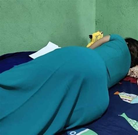 မြန်မာအပြာစာအုပ်များဖတ်မယ်