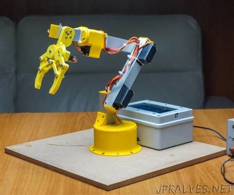 Arduino Robotic Arm Controlled By Touch Interface