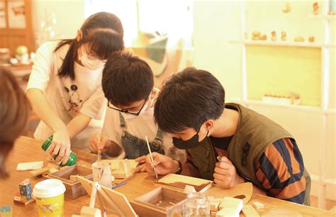 幸福優木 幸福優木木作設計館 Yomu Design 藝術課程 手繪 親子課程 Diy 露營小朋友課程 材料包 原木 小木料 回收木料 著色紓壓 療癒 台南景點 台南親子課程 木作課程 台南