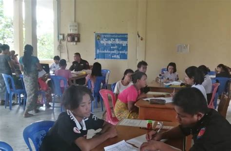 အမ်းမြို့နယ် တပ်တောင်မြို့၌ ပန်းခင်းစီမံချက်အဆင့် ၂ နိုင်ငံသားကတ်မရှိသူများအား နိုင်ငံသားစိစစ