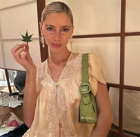 Iris Law 🧼🧊 On Instagram Uhh It Used To Be My Birthday🧖🏼‍♀️ 🫶🏼