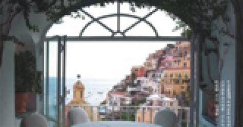 좋아요 이 책 창문으로 보는 세상은 완벽하다