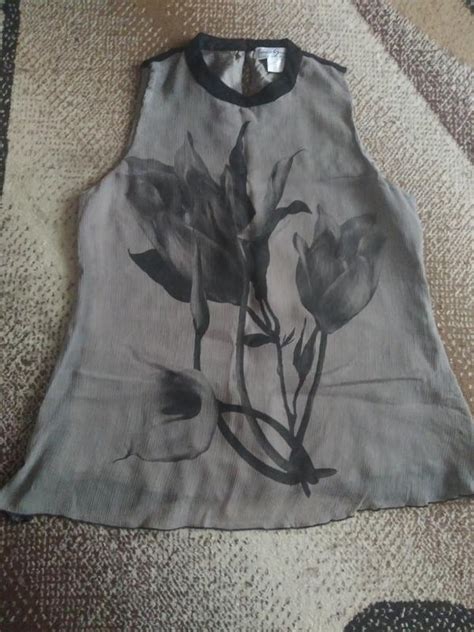 Блуза річна італія — ціна 75 грн у каталозі Блузи Купити жіночі речі за доступною ціною на Шафі