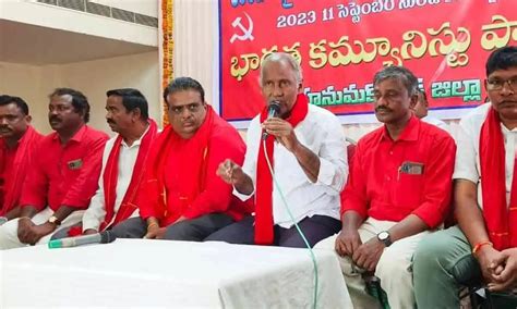 Warangal CPI Speaks BJP Language Says K Chandrasekhar Rao Scared Of MIM