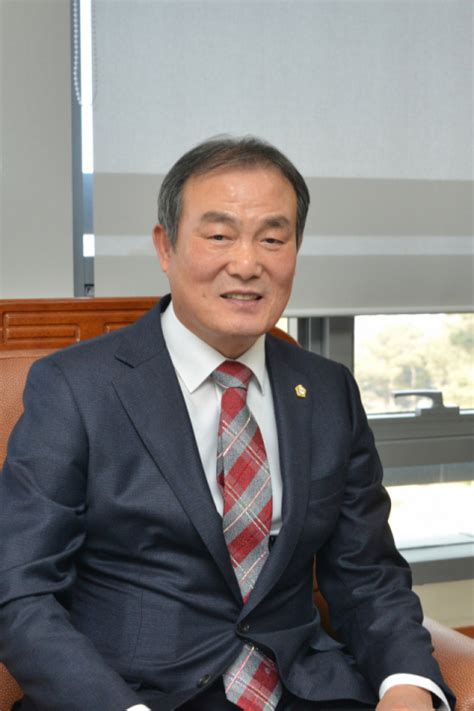 대구경북기초단체장·의장 릴레이 인터뷰 최상국 달성군의회 의장 `군민들과 함께 고민하는 의회 만들겠다` 매일신문