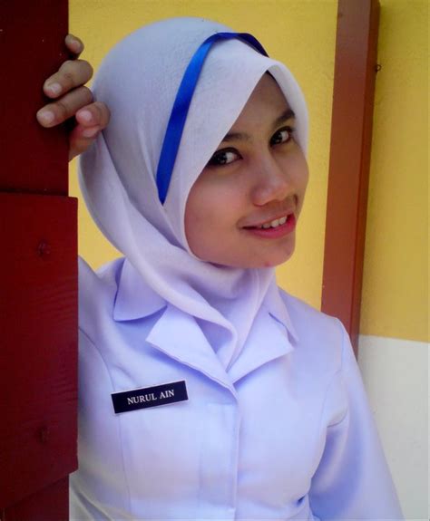 Pic Awek Bogel Adik Cikgu Yang Miang Masih Mentah Pun Nak Dilayan