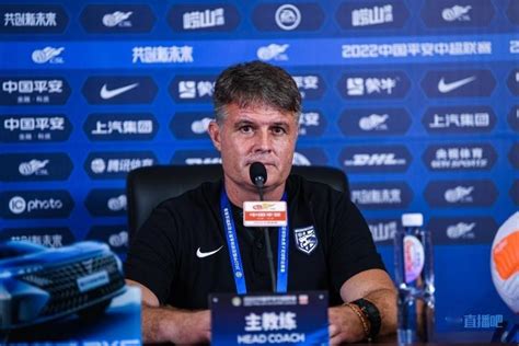 不败金身告破！武汉三镇遭遇赛季首败，15胜2平1负仍领跑 知乎
